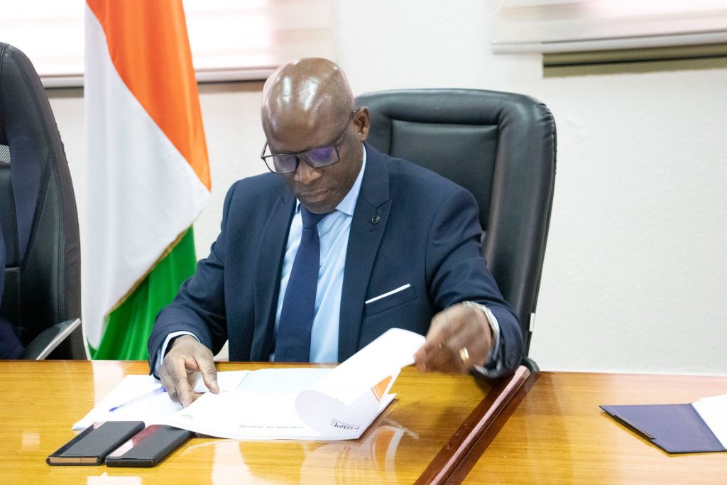 Côte Divoire Impôts Sur Les Traitements Et Salaires Its